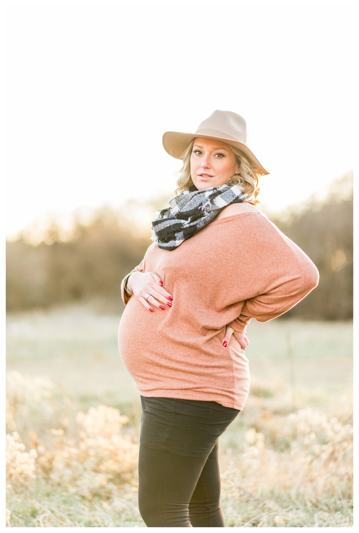 Winter Maternity Session: Kat & Mike photographed by Sarah Surette
