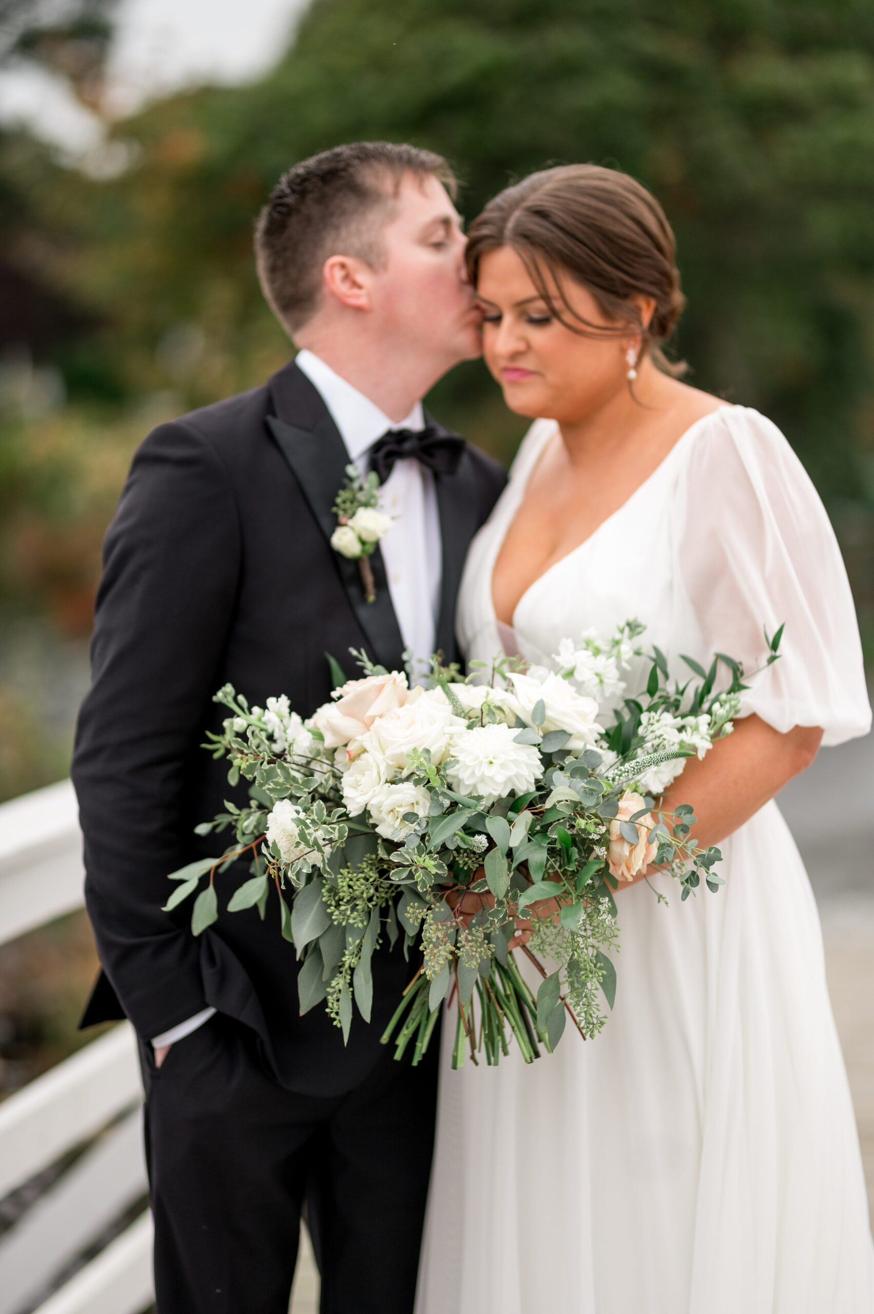 Cape Cod Backyard Wedding - Sarah Surette Photography